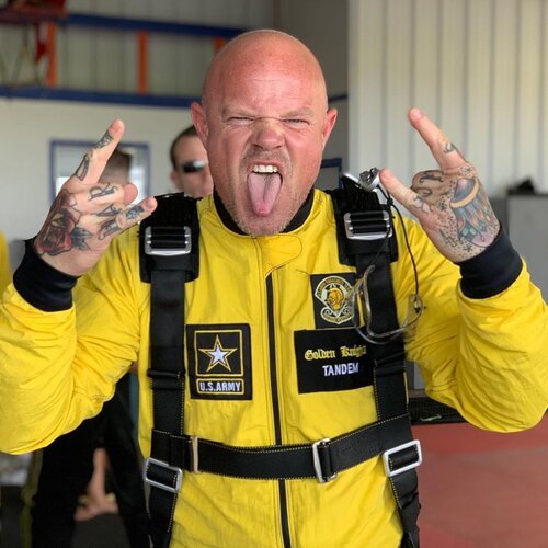 Mike Coy | Tropical Glitz